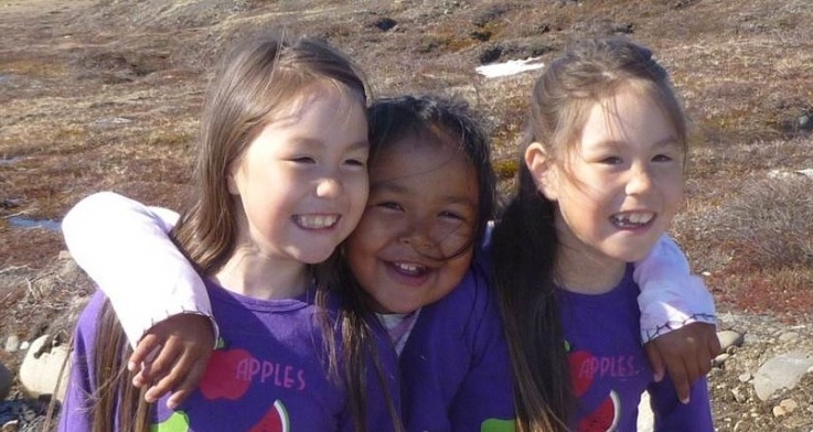 Greenland: Adorable Children on Nature Walk - DanFellner.com